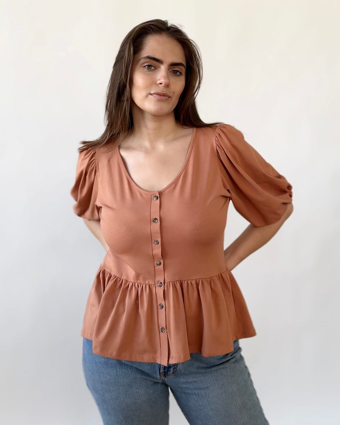 CECE button top in Italian Clay – Elegantees